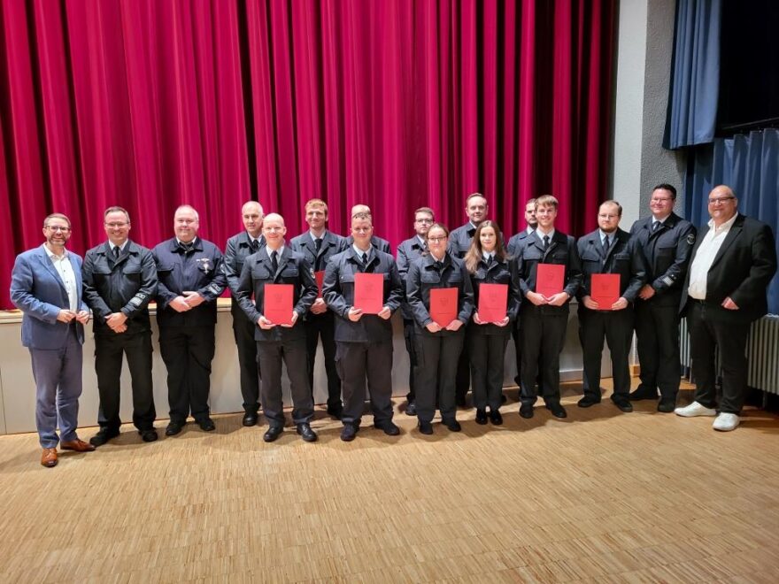 Traditioneller Ehrungs- und Dankeschönabend der Freiwilligen Feuerwehr ...